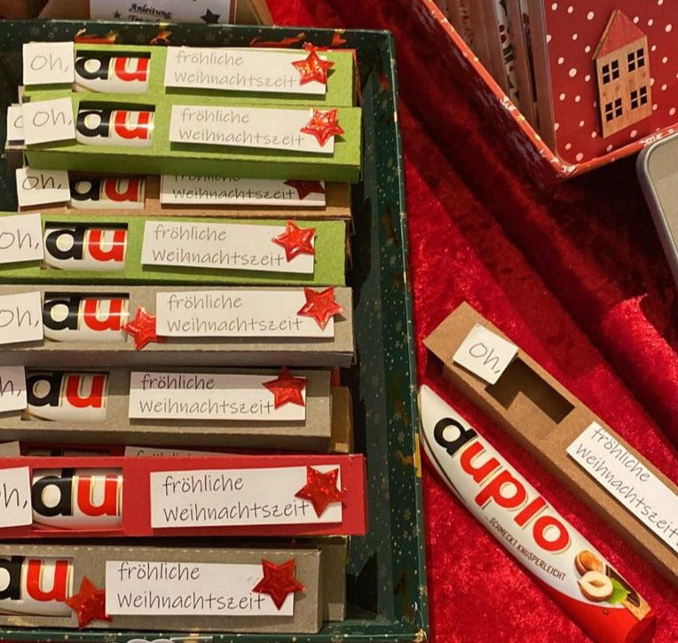 " Oh DU Froehliche Weihnachtszeit" Gift Box with Ferrero Duplo Wafer w ...
