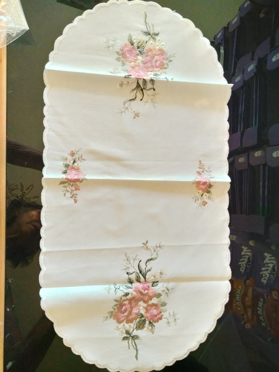 21' X 10 " Plauener Spitze Table Runner with beautiful soft Rose Embro ...